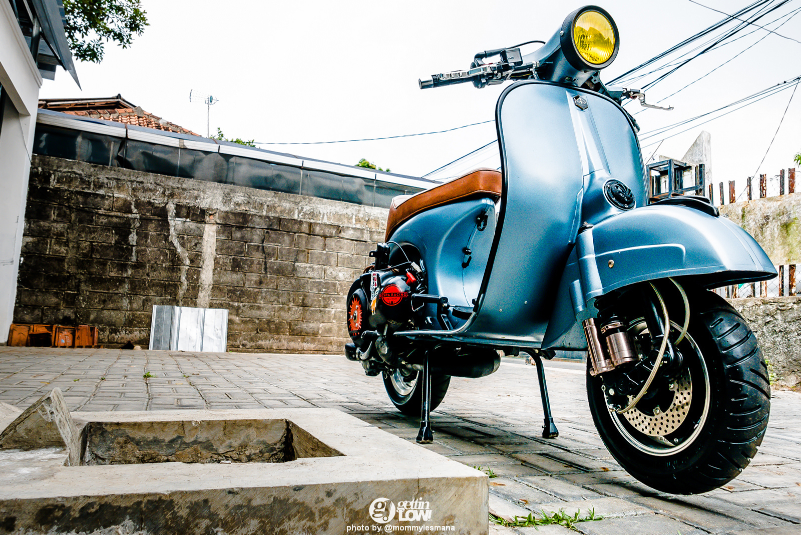 Yellow Light – Two Bit Scooter Club