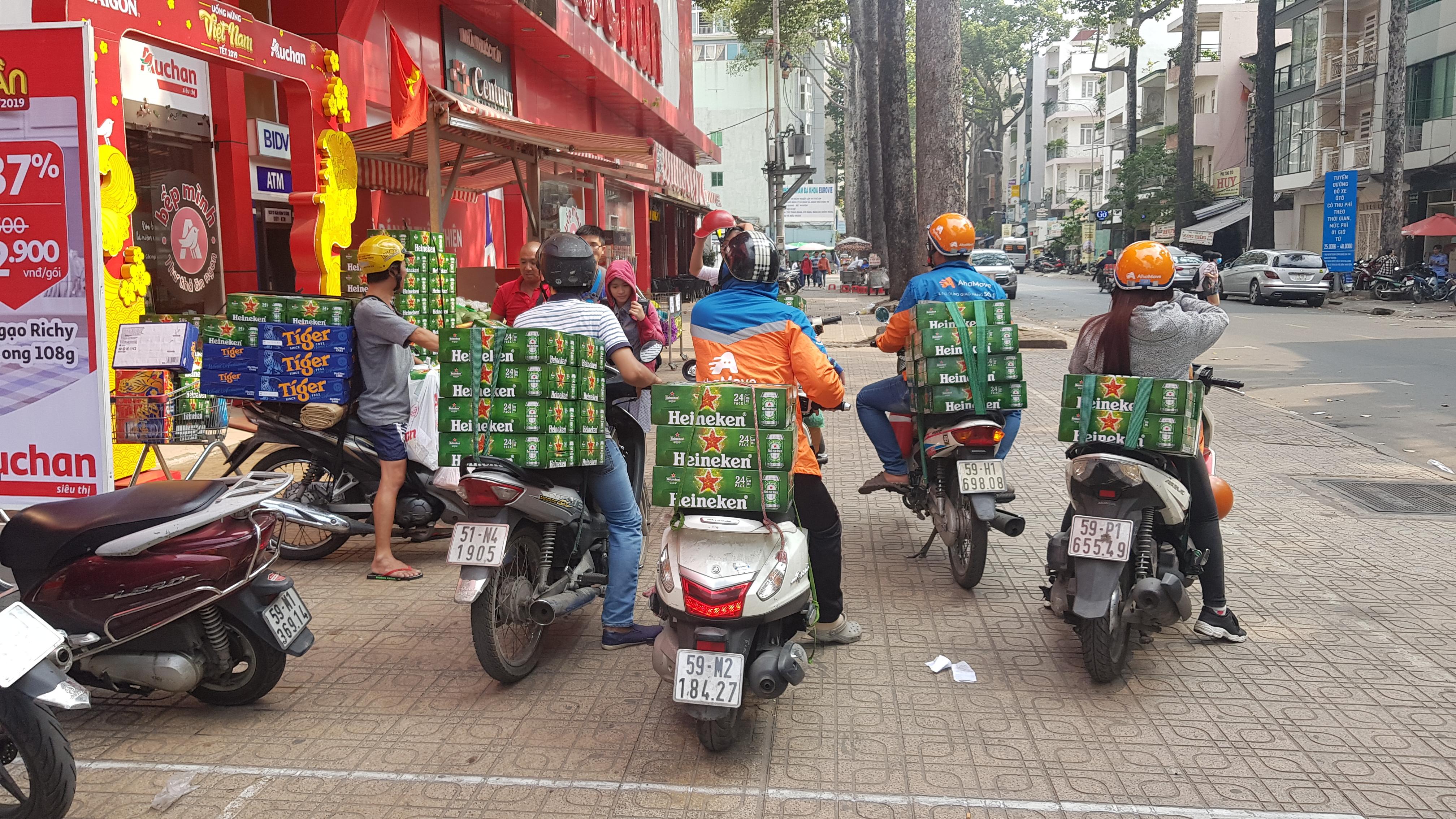 Beer Delivery – Two Bit Scooter Club